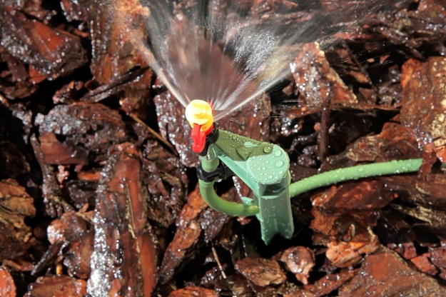 Mister Landscaper Drip Irrigation and Micro Spray. Premium All-In-One ...